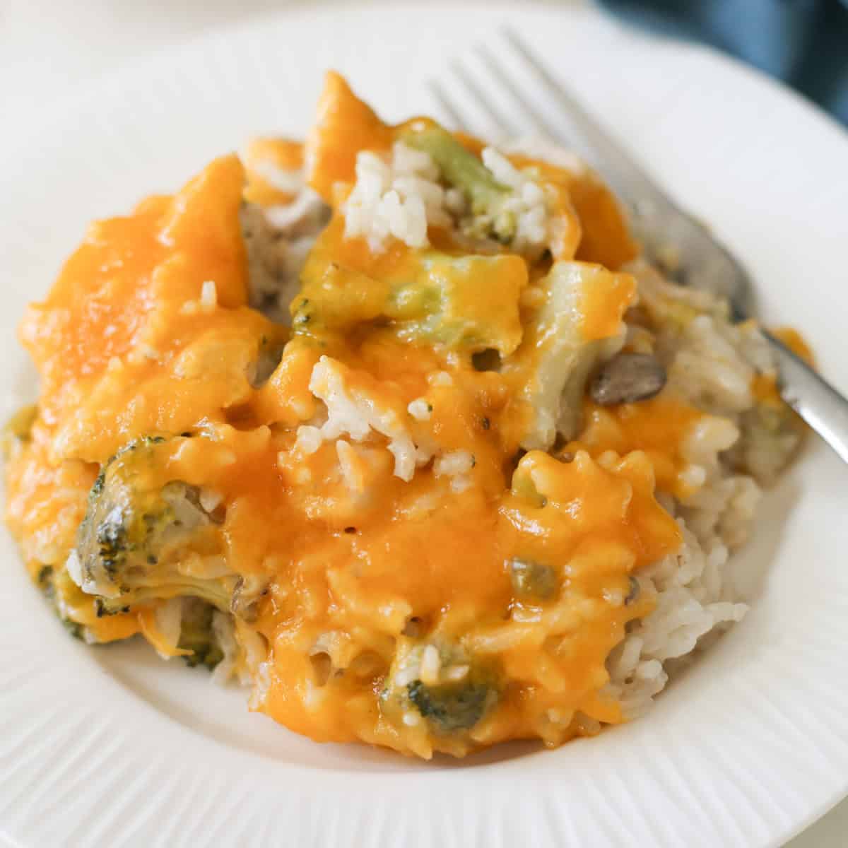 Cheesy Chicken Broccoli Rice Casserole - Quick Weeknight Meals